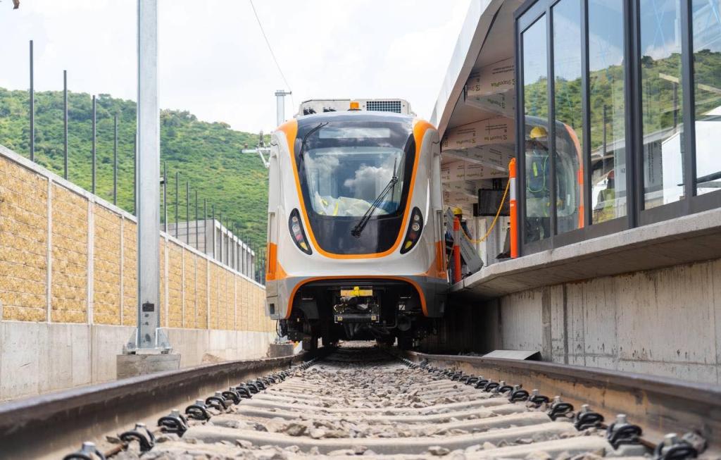 Línea 4: ¡Vamos! Oficialmente inicia operaciones; aquí el recorrido